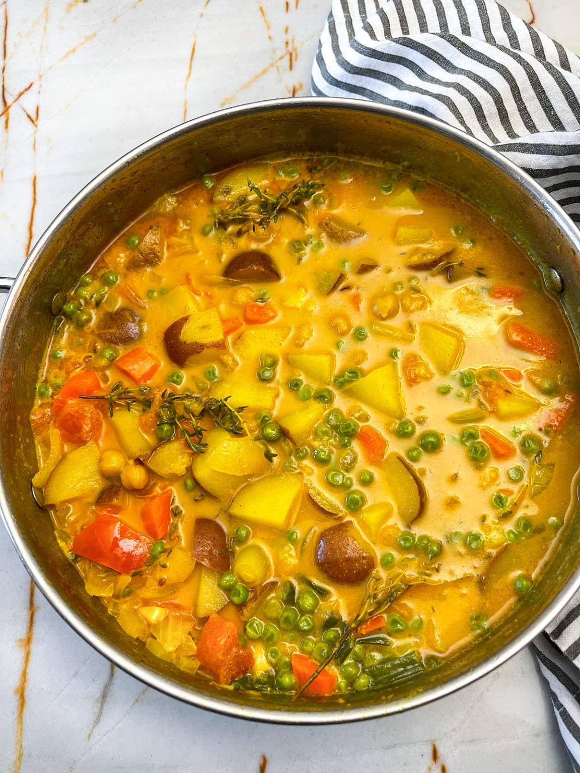 Vegan Potato Curry Recipe - Healthier Steps
