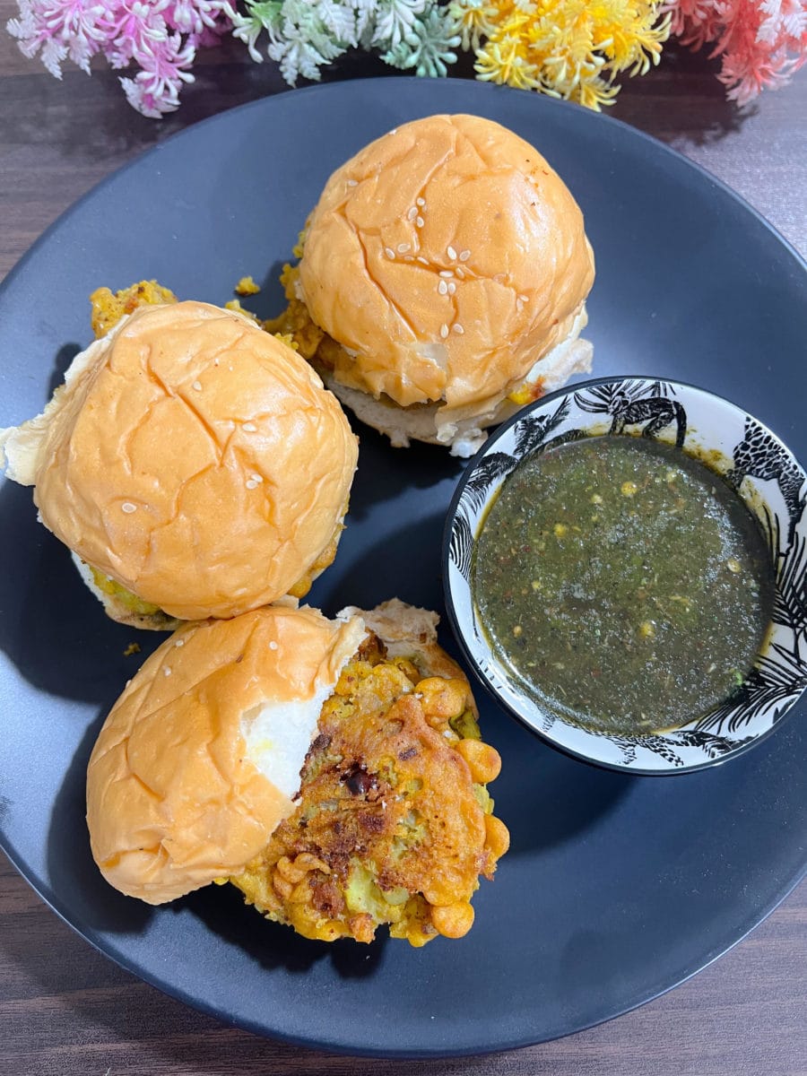 Vada Pav - Healthier Steps